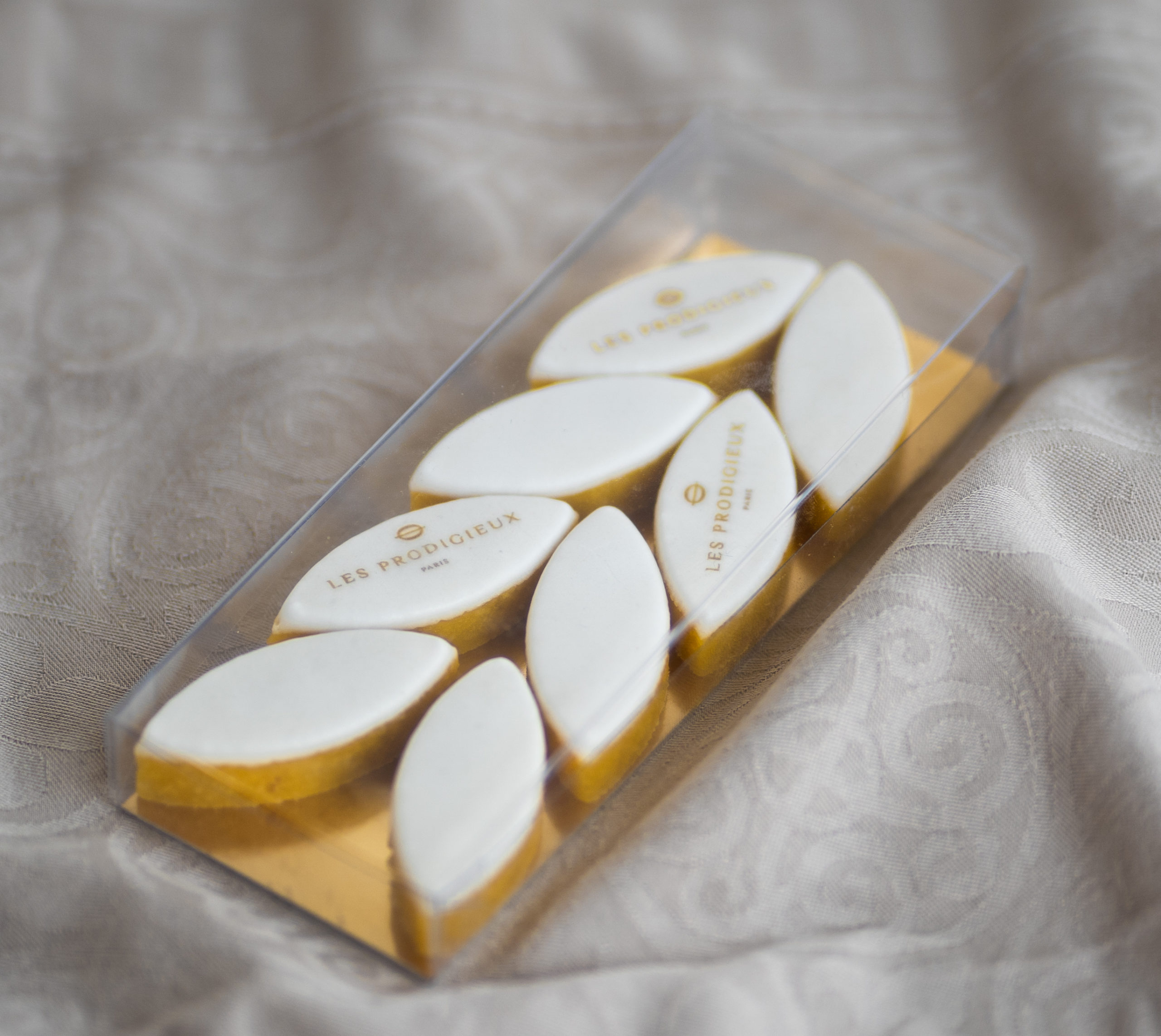 Coffret personnalisé - 8 calissons | Cadeau personnalisé | Plaisir